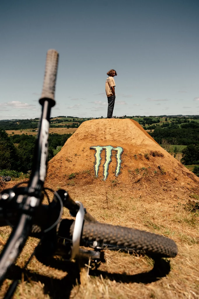 Monster Energy : Backyard Battle - OCTA STUDIO